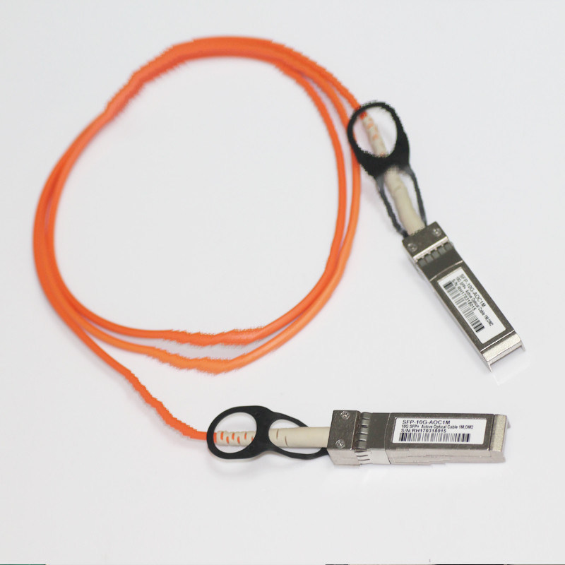 Fiber QSFP+ 40g Breakout Cable AOC LSZH Jacket 100m Length High Speed