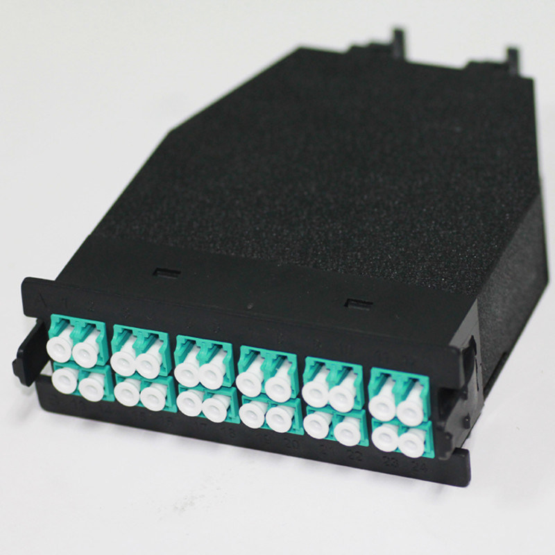 OM3 MPO Cassette Patch Panel 40G 12 Cores MPO To LC Multimode Metal