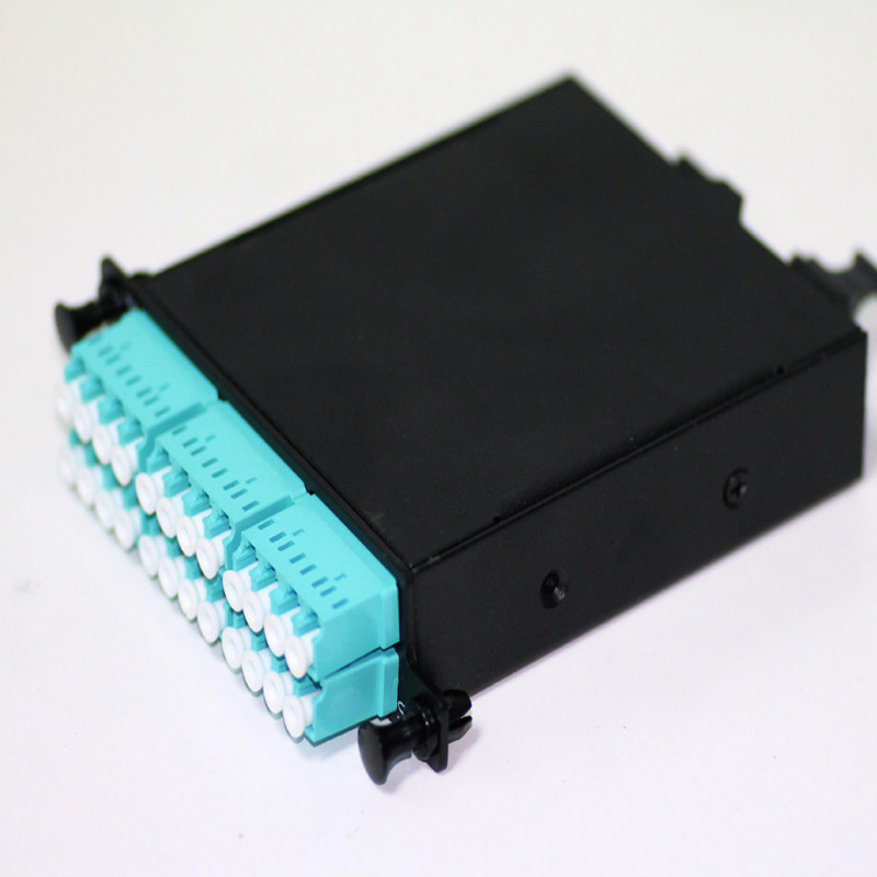 OM3 MPO Cassette Patch Panel 40G 12 Cores MPO To LC Multimode Metal